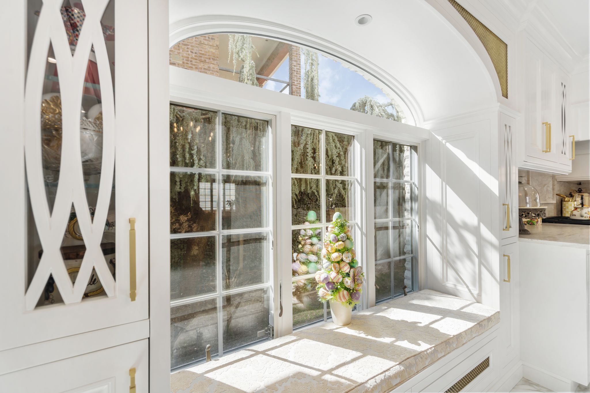 Elegant Home Design in Great Neck: New York Custom Interior Millwork’s ...