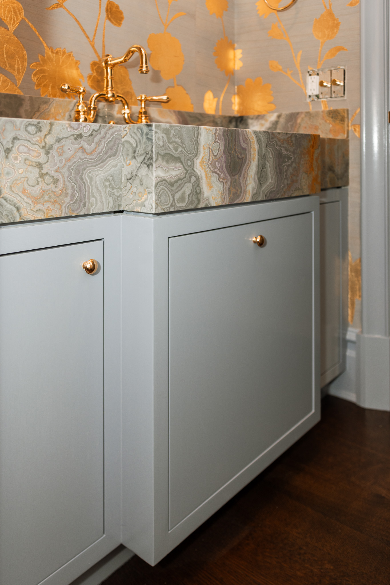 Custom Millwork NYC | Luxury Vanities, Bookcases & Kitchens